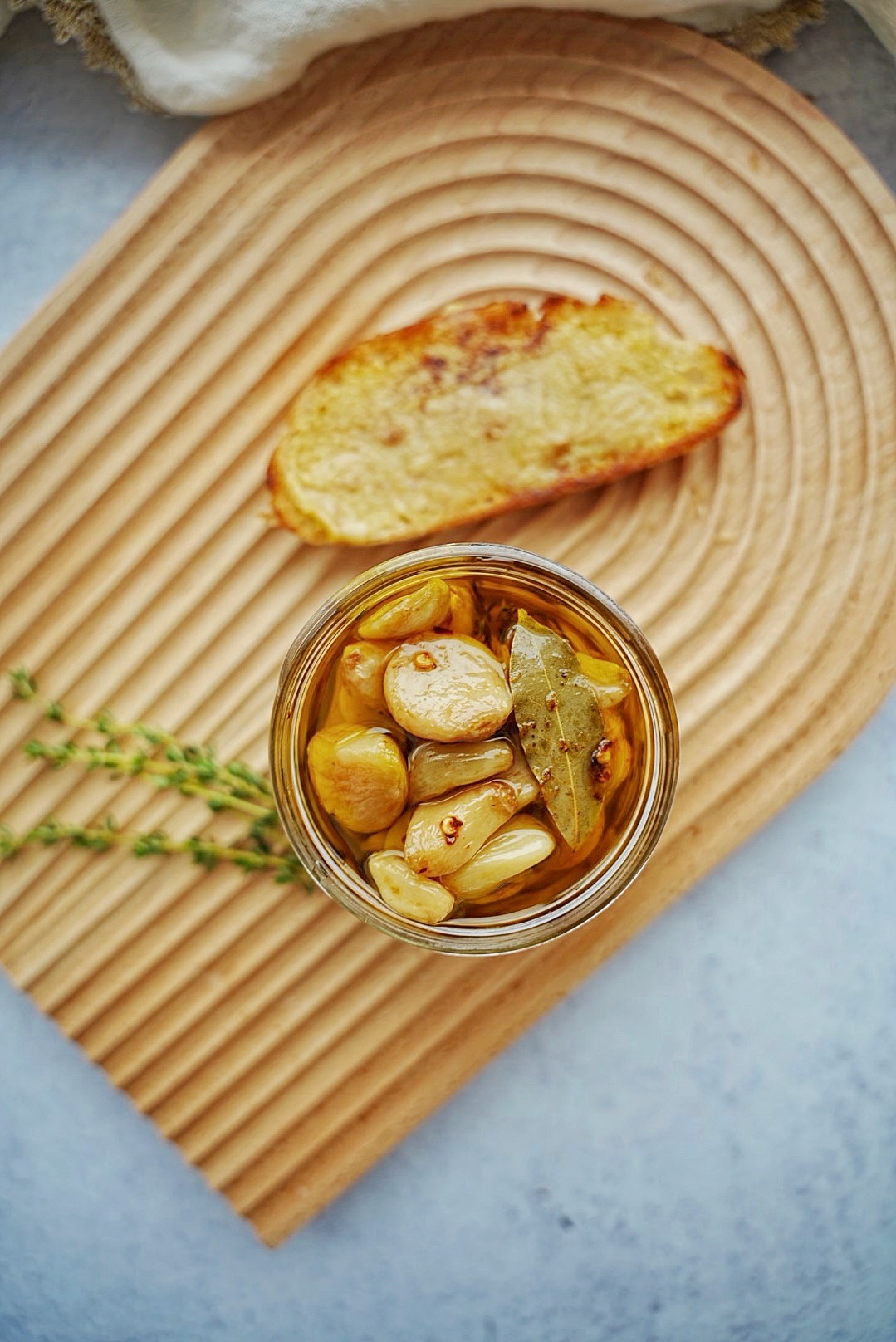 How To Make Garlic Confit - Chasing Cravings