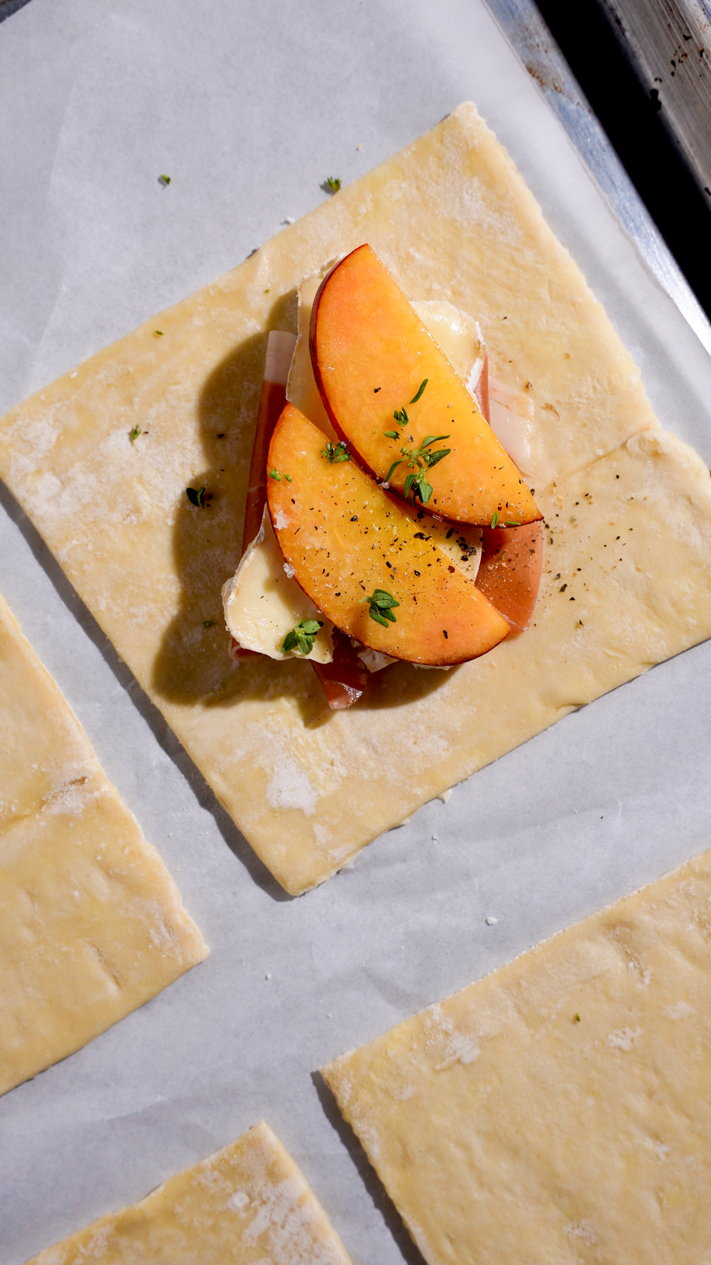 Easy Peach Brie Prosciutto Puff Pastry - Chasing Cravings